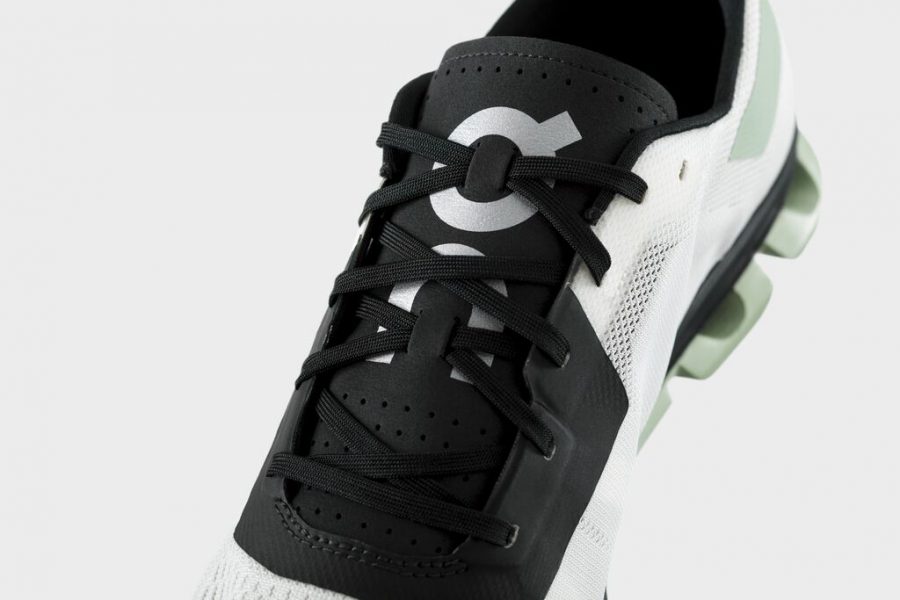 Buy On-Running running shoes online | 21RUN